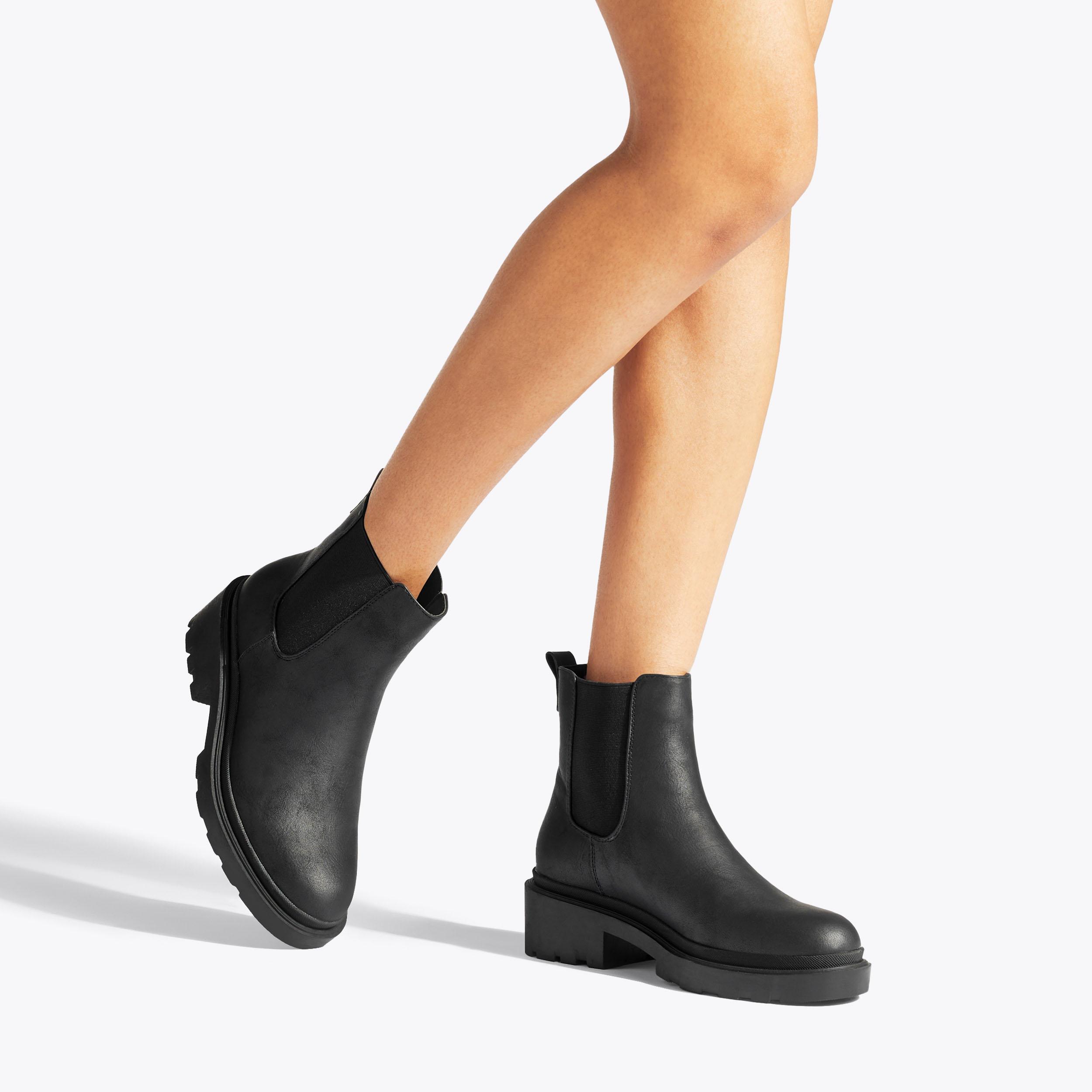 BOULDER CHELSEA Black Chelsea Boots by CARVELA